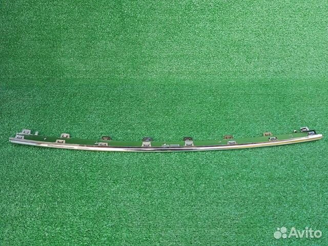 Хром переднего бампера центральный Mercedes W205 купить в Москве ...