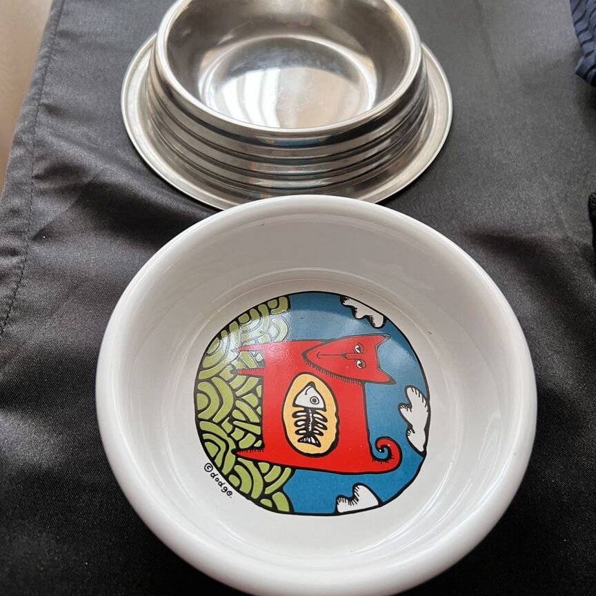 Посуда для собак или кошек