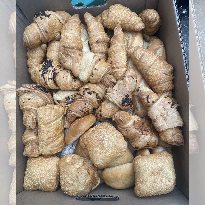 Булочки на корм животным