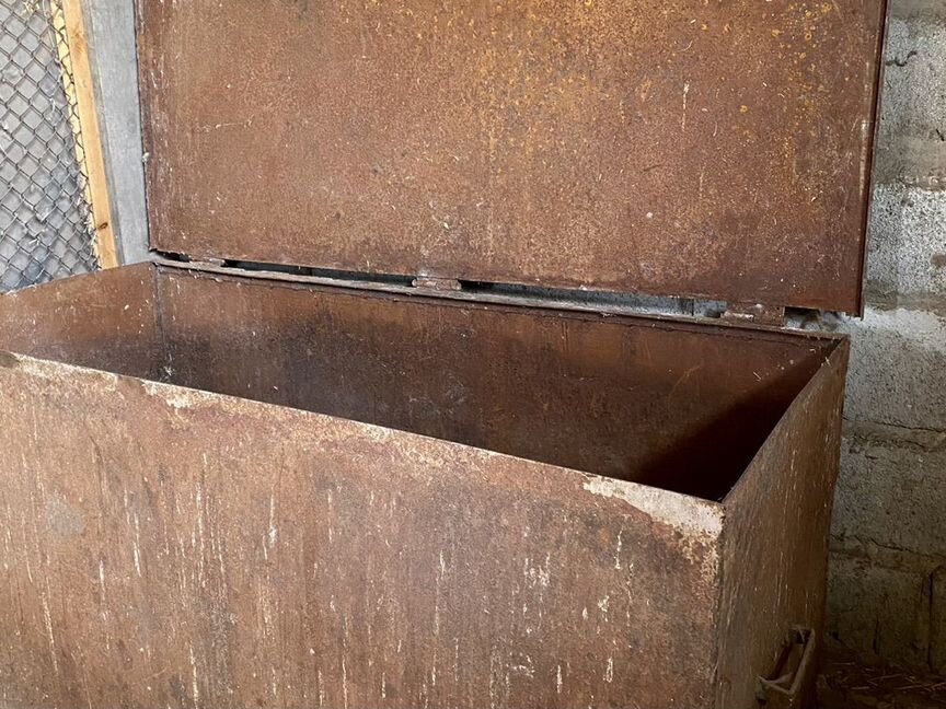 Ларь под корма