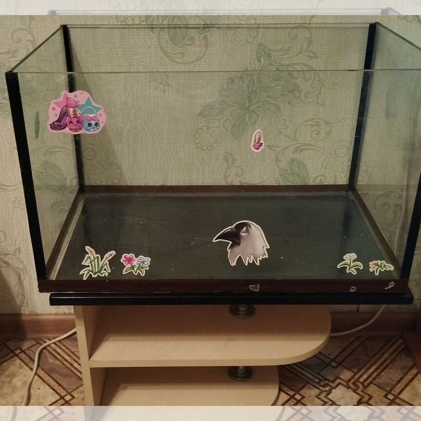 Аквариум с тумбой