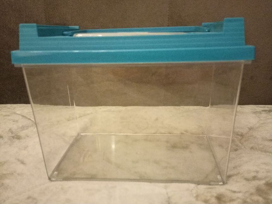 Коробка для переноски рыбок