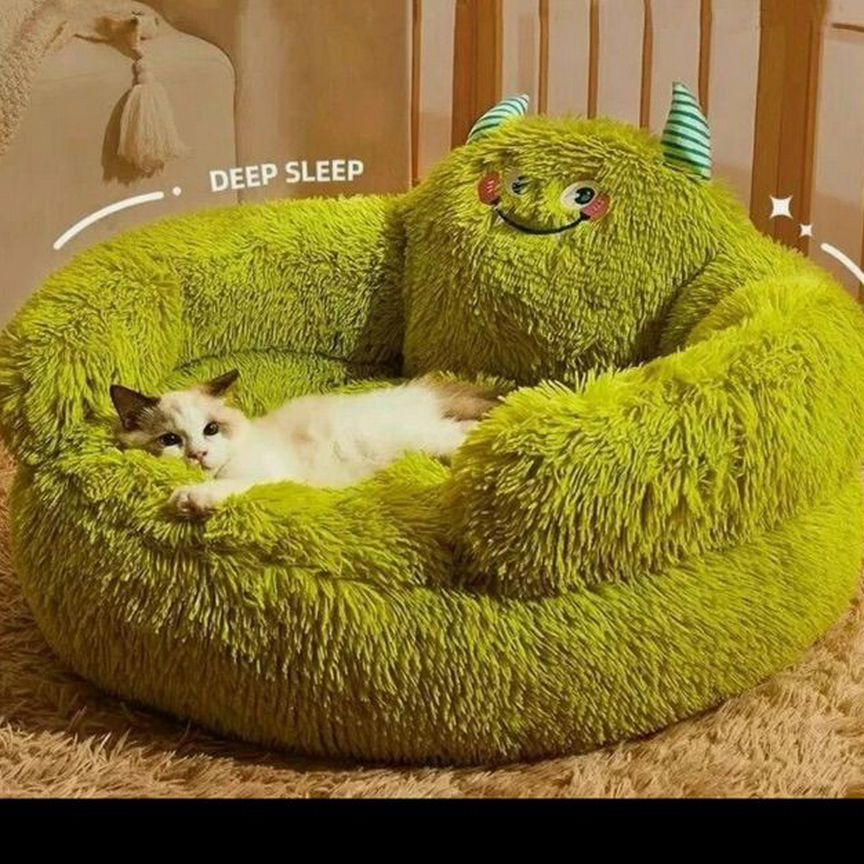 Лежанка для кошек новая