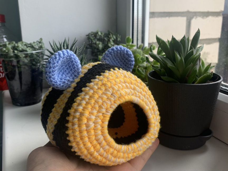 Вязаный домик для эублефара