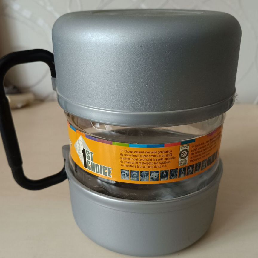 Контейнер для собачьего корма дорожный с мисками