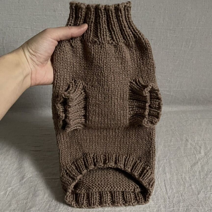 Свитерок для маленькой собачки