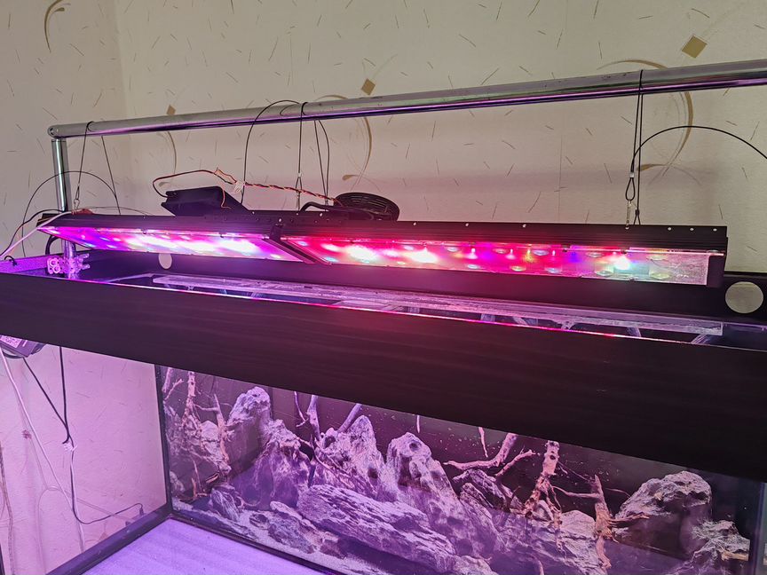 Светодиодный аквариумный RGB светильник 110 см