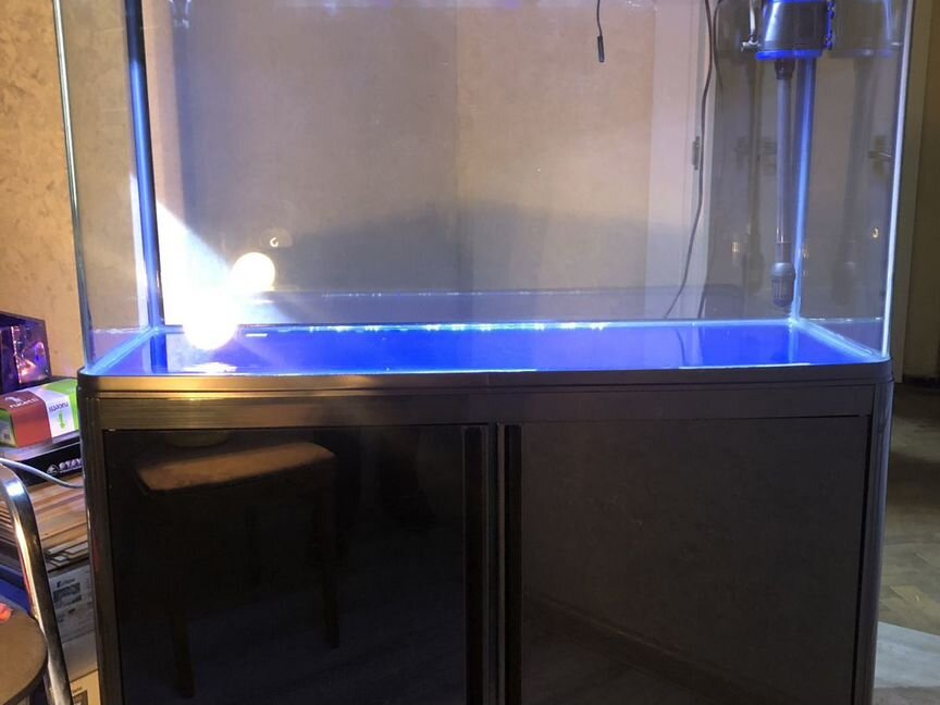 Аквариум с тумбой 180 литров