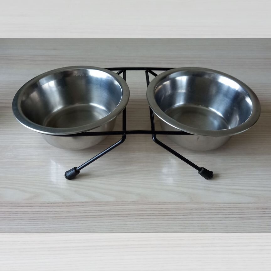 Миски на подставке для кошек и собак
