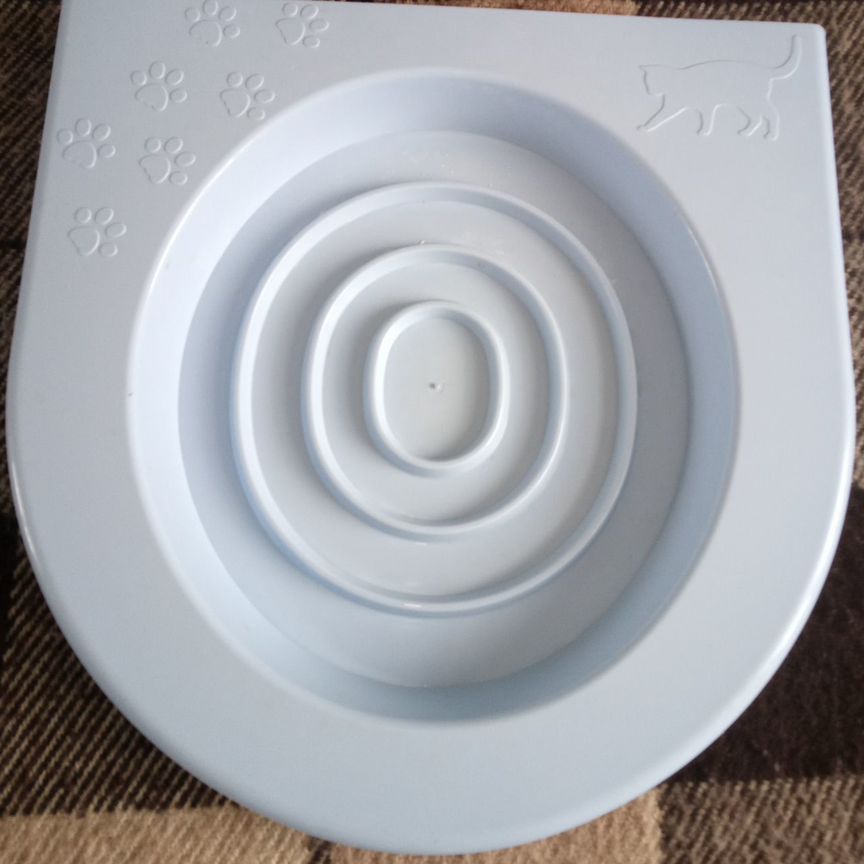 Сидение для приучения кошек ходить на унитаз