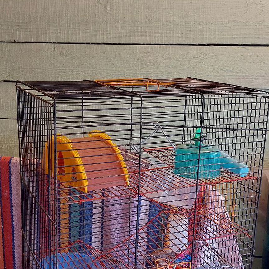 Клетка для хомяка/крыски/грызунов