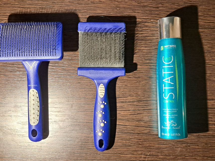 Artero пуходерки, сликеры, спрей