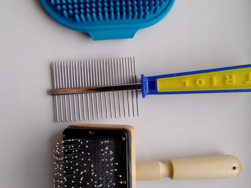 Расчески для животных и Игрушки для животных