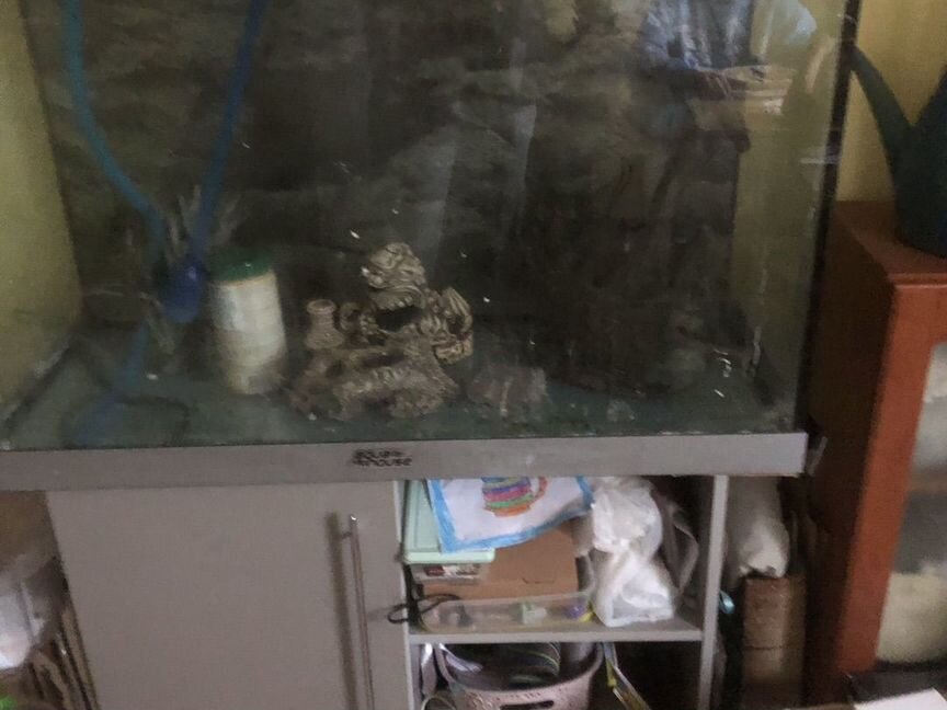 Аквариум с тумбой 280литров