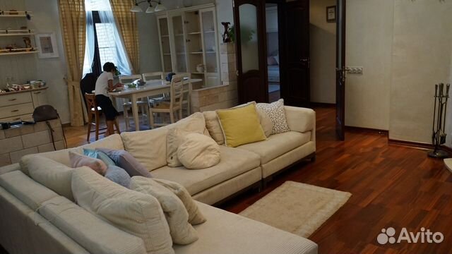 Диван Albert&shtein , ширина 350, глубина 250, высота 100 , б/у , материал - Велюр , цвет ...