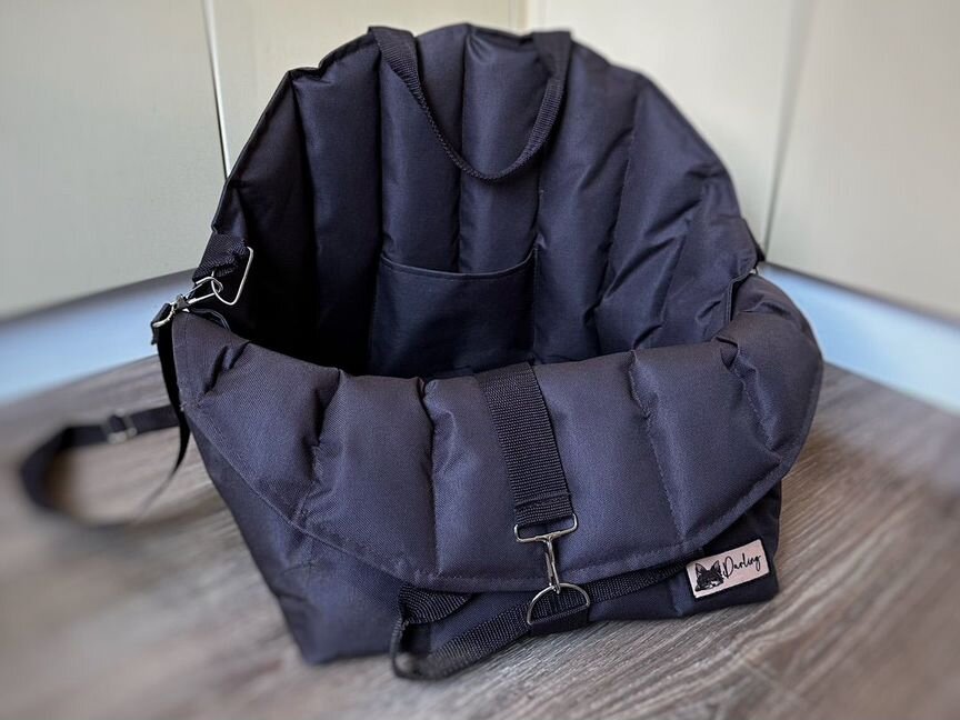 Переноска-автокресло для собак