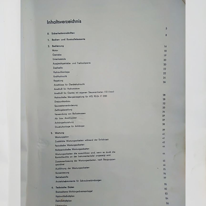 Немецкая овчарка, взрослая собака