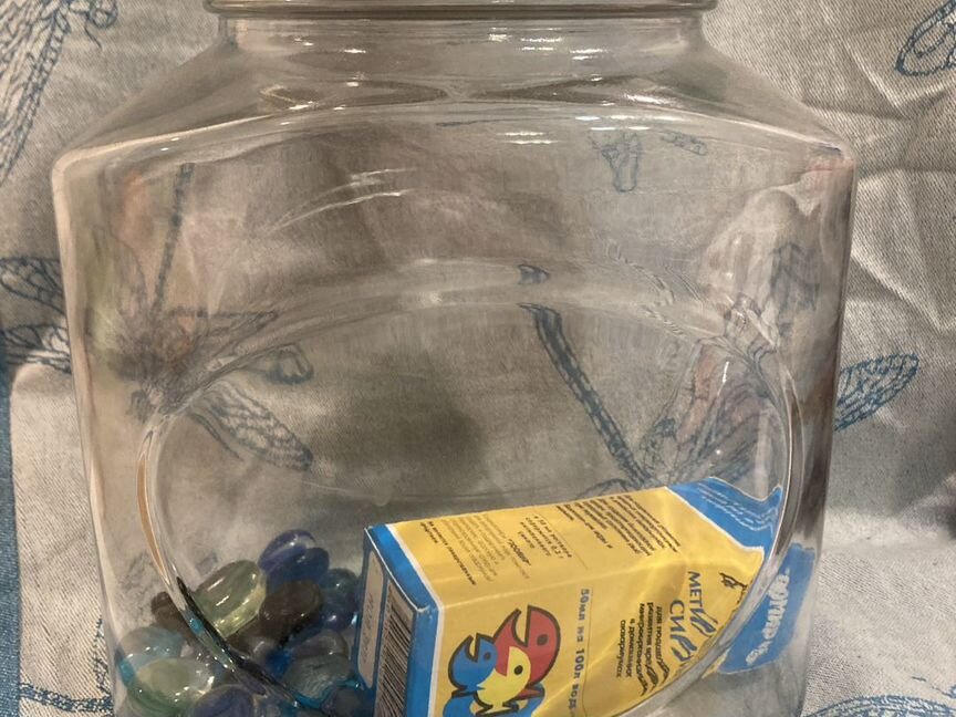 Аквариум-банка для рыбок