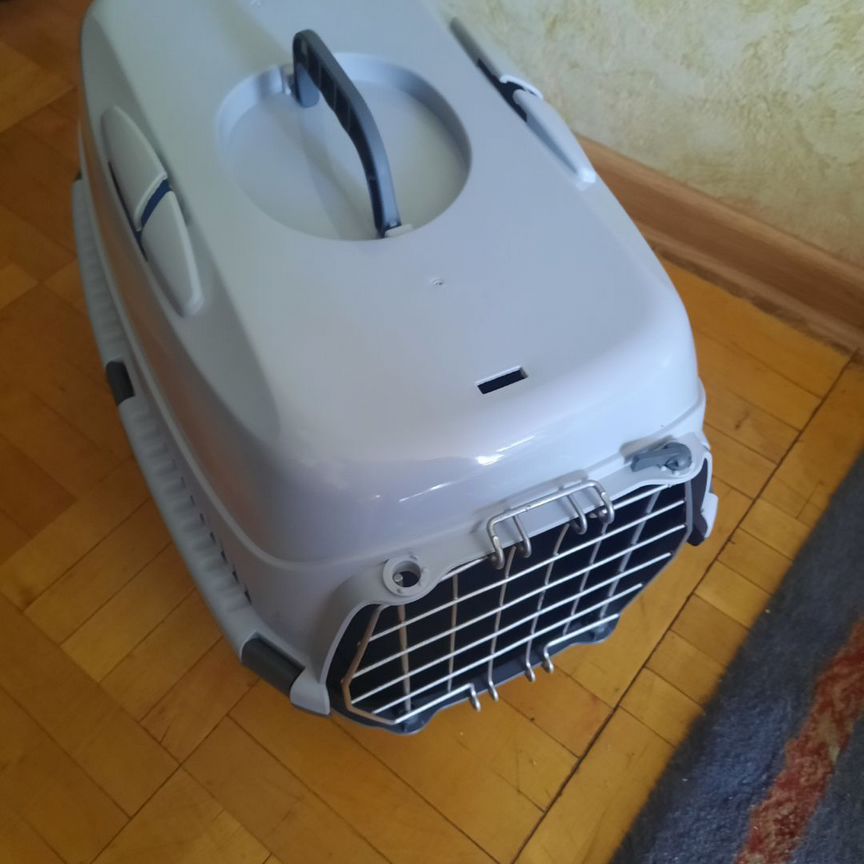 Переноска для кошек пластиковая бу