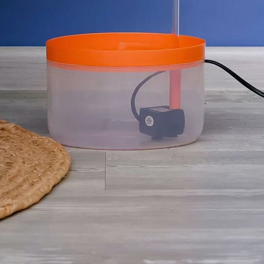 Фонтан поилка для кошек 350 мл