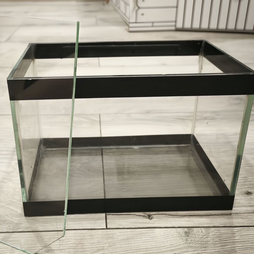 Аквариум с крышкой 5 литров