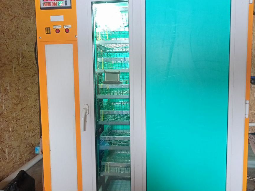 Инкубатор Уфи - Барс на 800 яиц