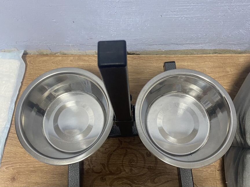 Миски на кронштайне доя собаки новая
