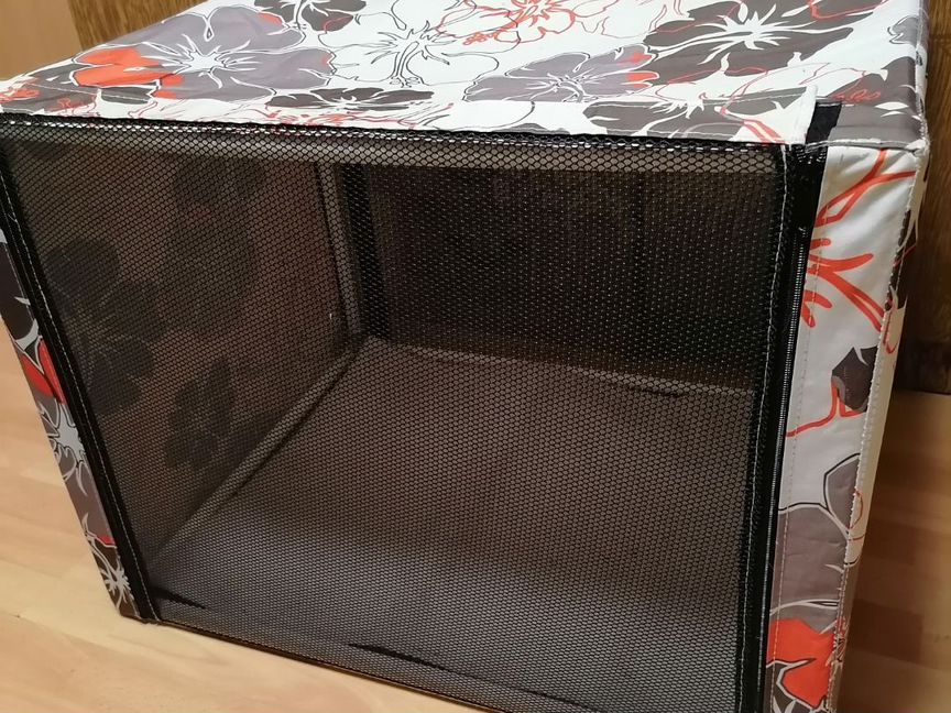 Выстовачная палатка, Манеж для кошек