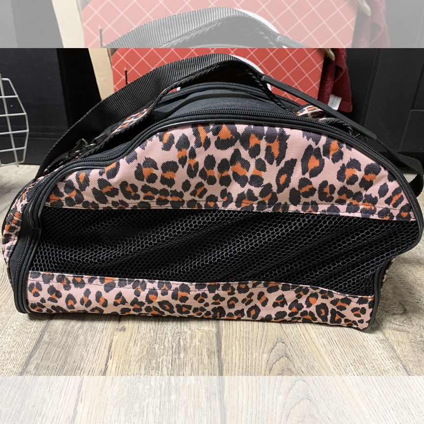 Продам переноску для животных
