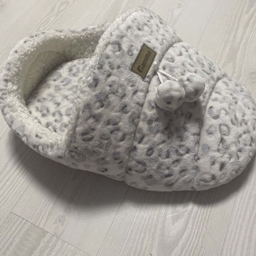 Лежанка для котов