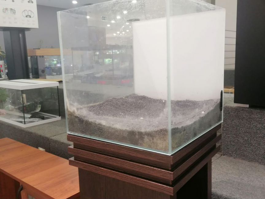 Аквариум бу кубик из оптивайт