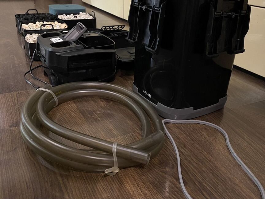 Продам внешний фильтр aquael ultra max 1500