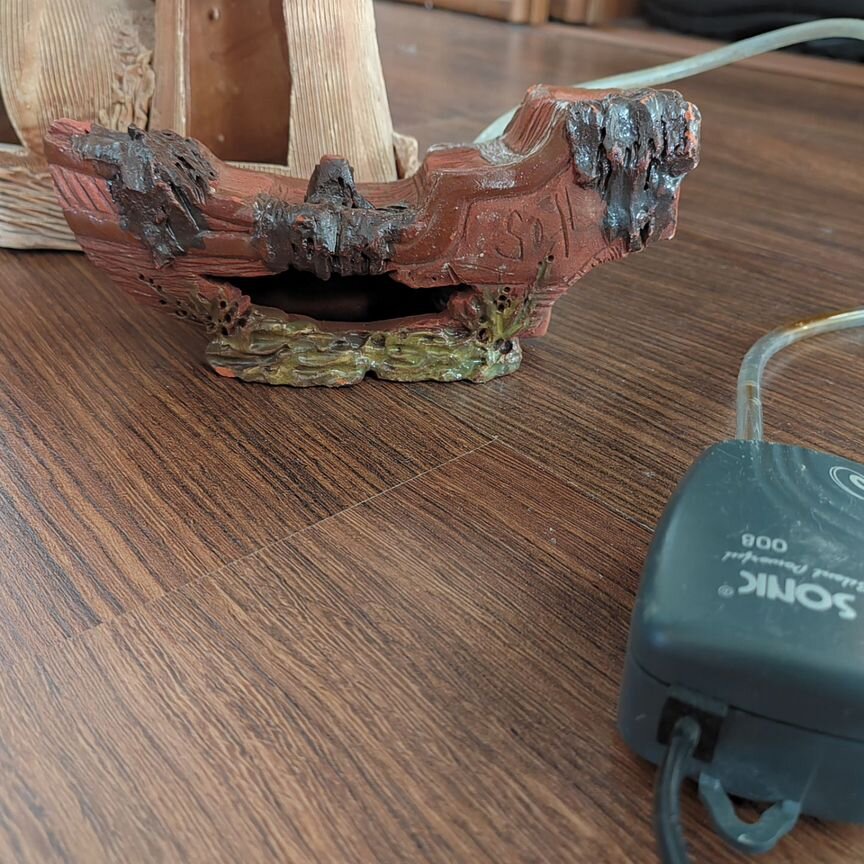 Декорации для аквариума корабль и компрессор