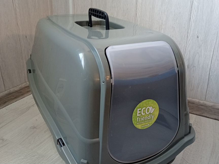 Закрытый туалет для кошек. Beeztees Romeo