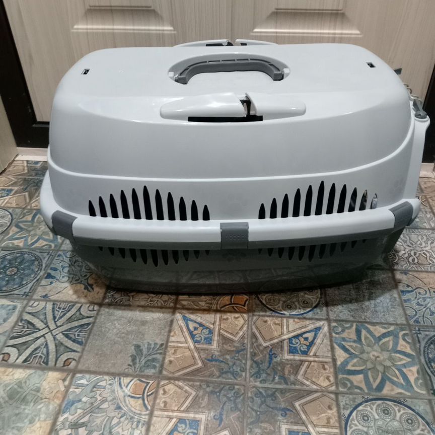 Переноска для собак и кошек