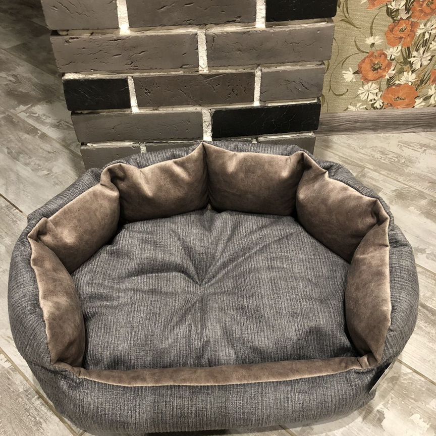 Лежанка для кошек новая