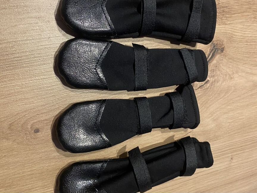 Обувь для собак маленьких пород