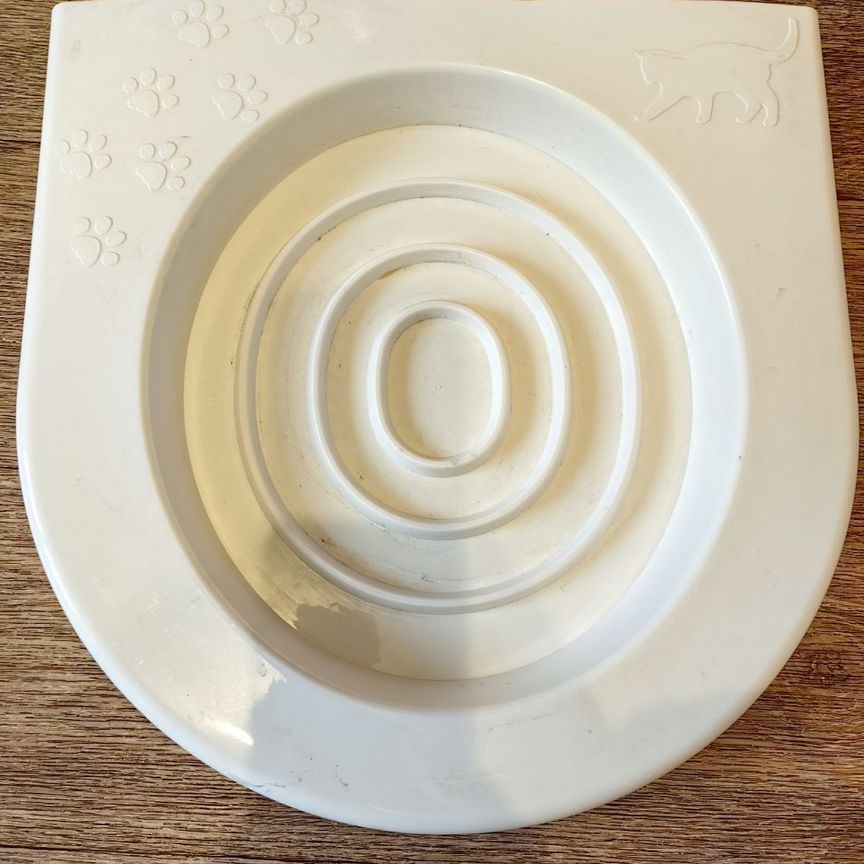 Для кошек приучать к унитазу