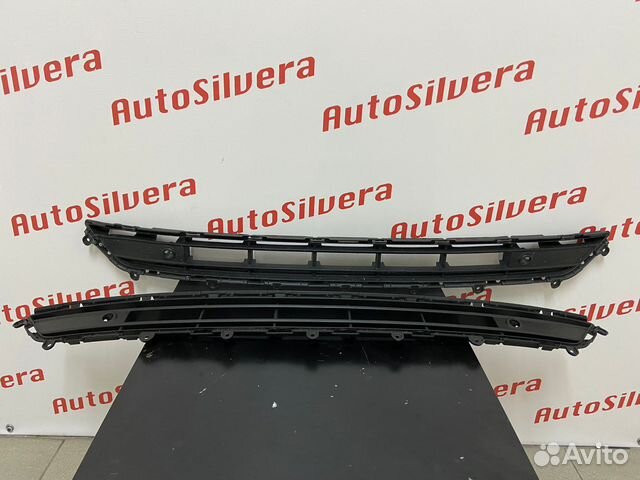 Volvo XC40 2017-2023 решетка бампера купить в Калининграде VOLVO ...