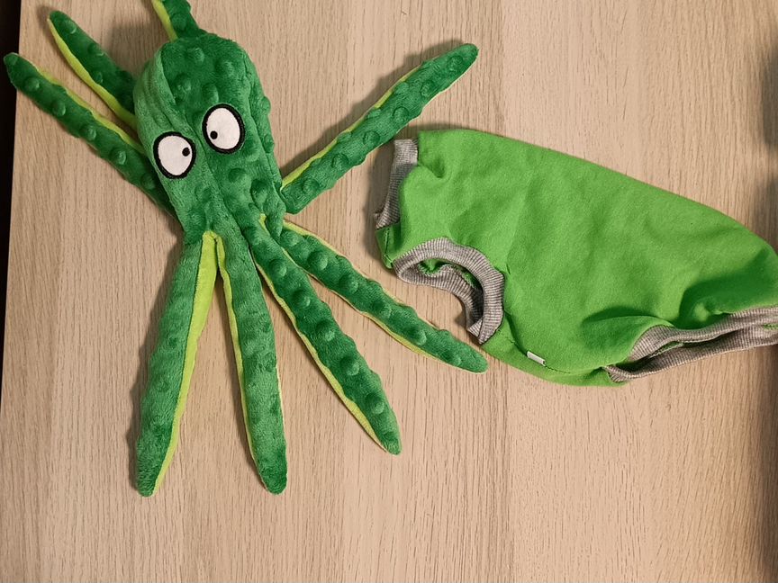 Набор кофточка+игрушка