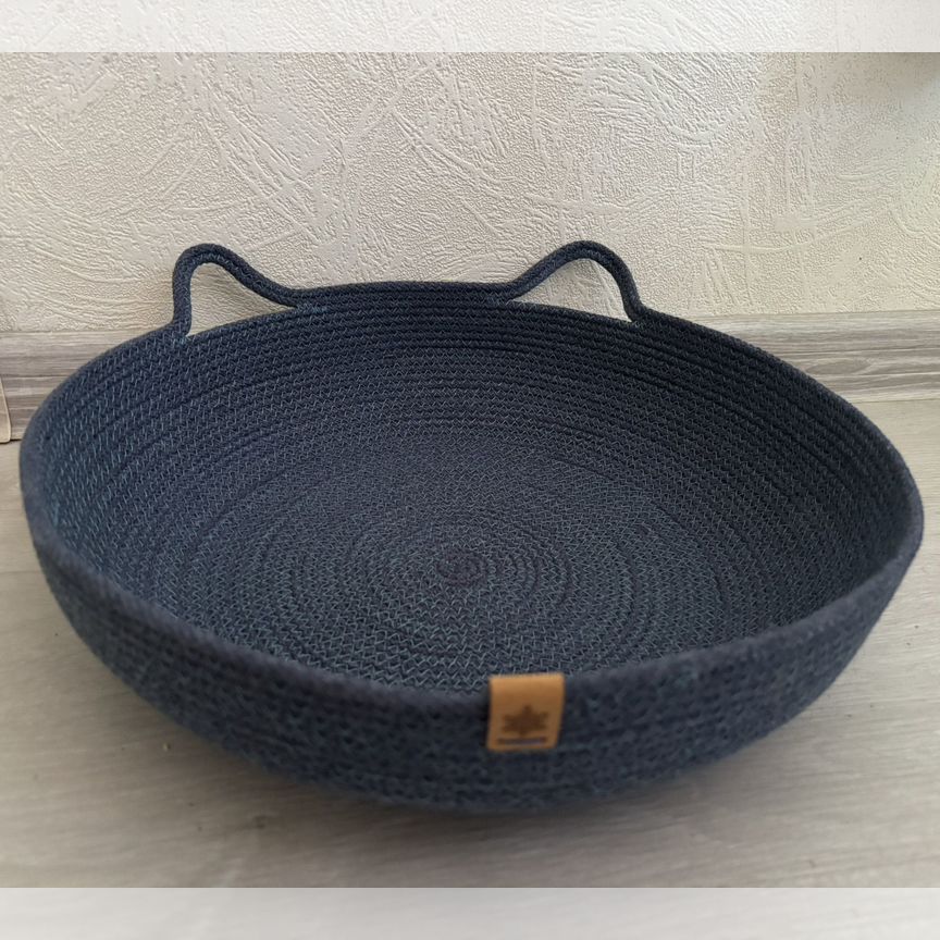 Лежанка для кошек и собак