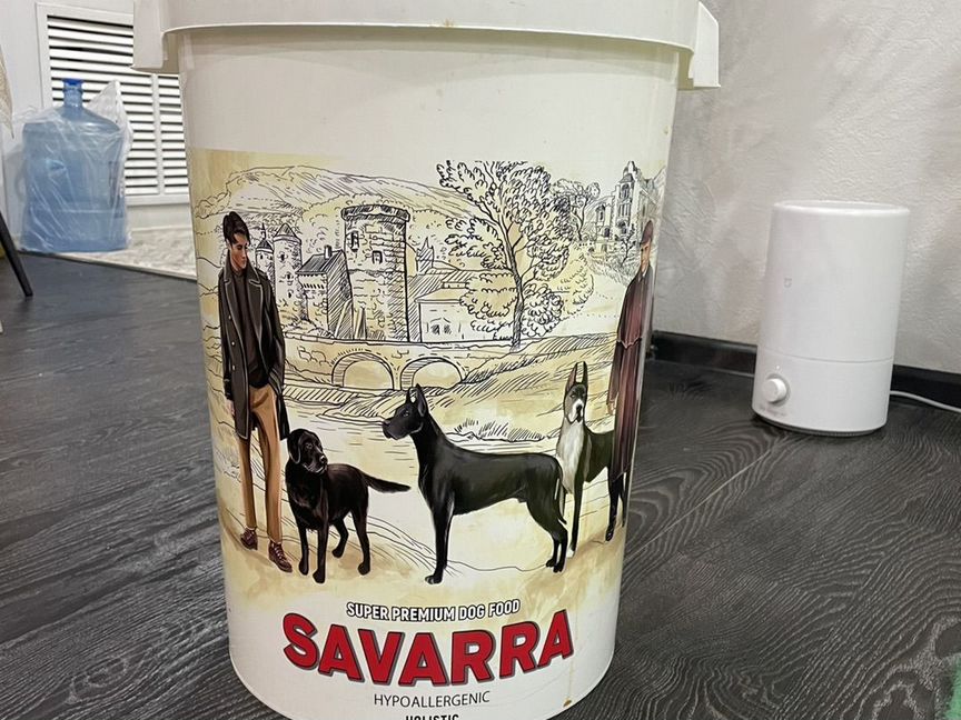 Ведро пластиковое с крышкой