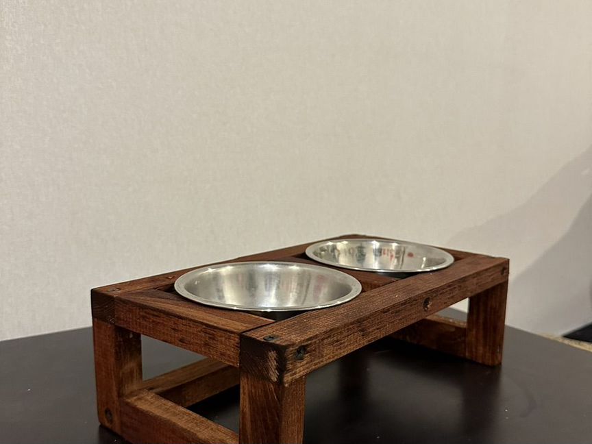 Подставка для мисок