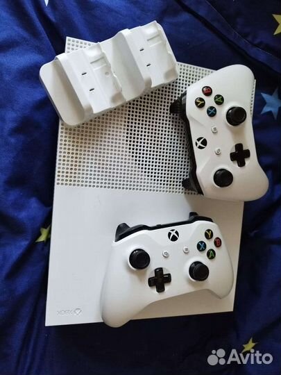 Игровая приставка Xbox One s в Москве, цена 18 000 руб. | Объявления о ...