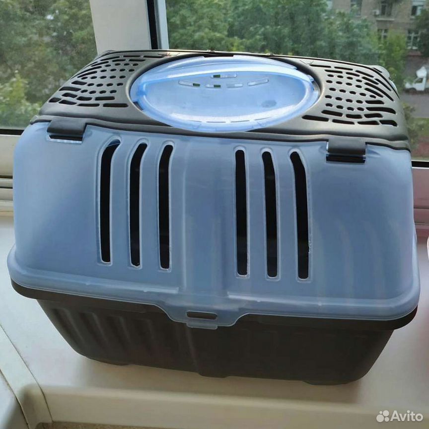 Клетки, переноска, аксессуары Savic б/у