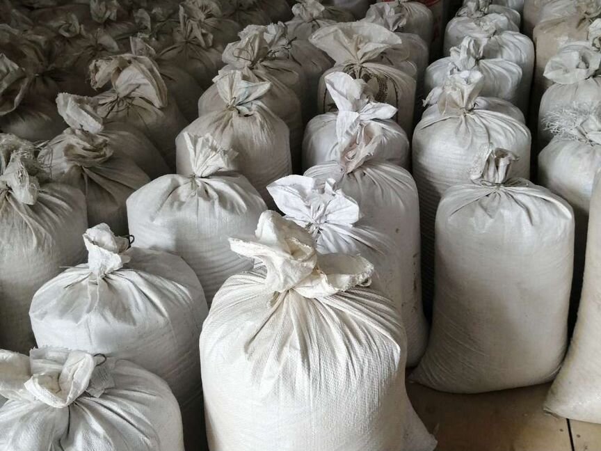 Комбикорм и зерно для свиней, крс. Семена