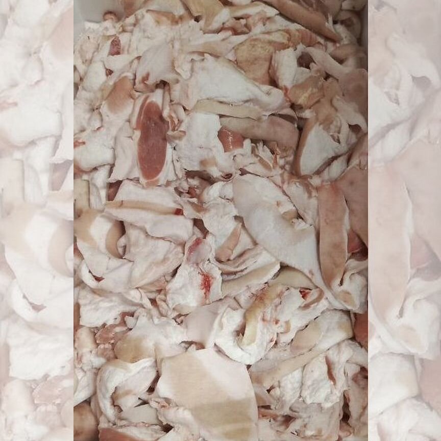 Обрезь шкуры свиной