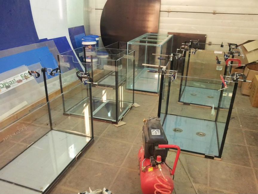 Аквариумы (производство)