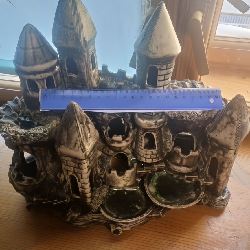 Грот замок в аквариум