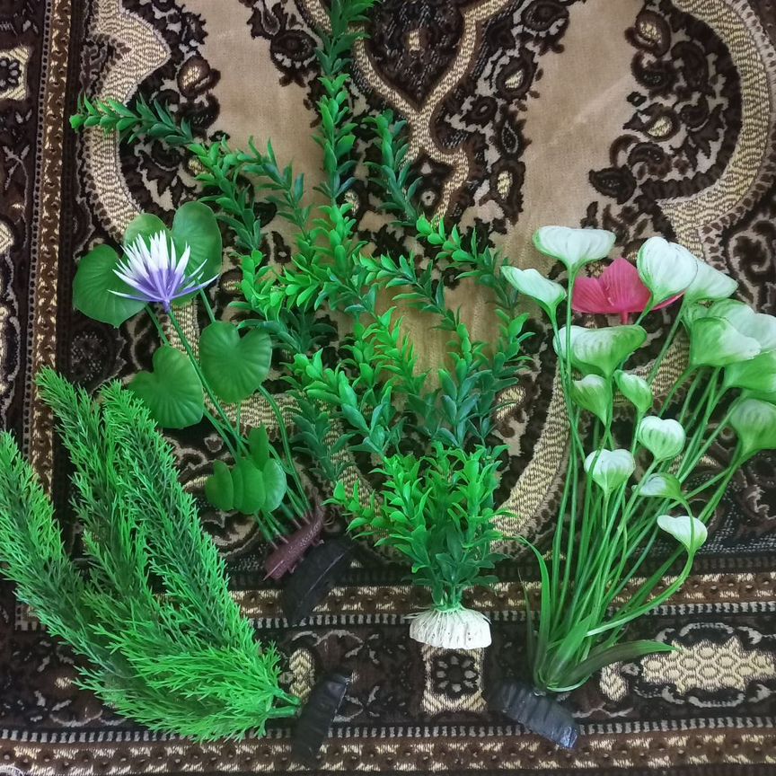 Искусственные растения для аквариума